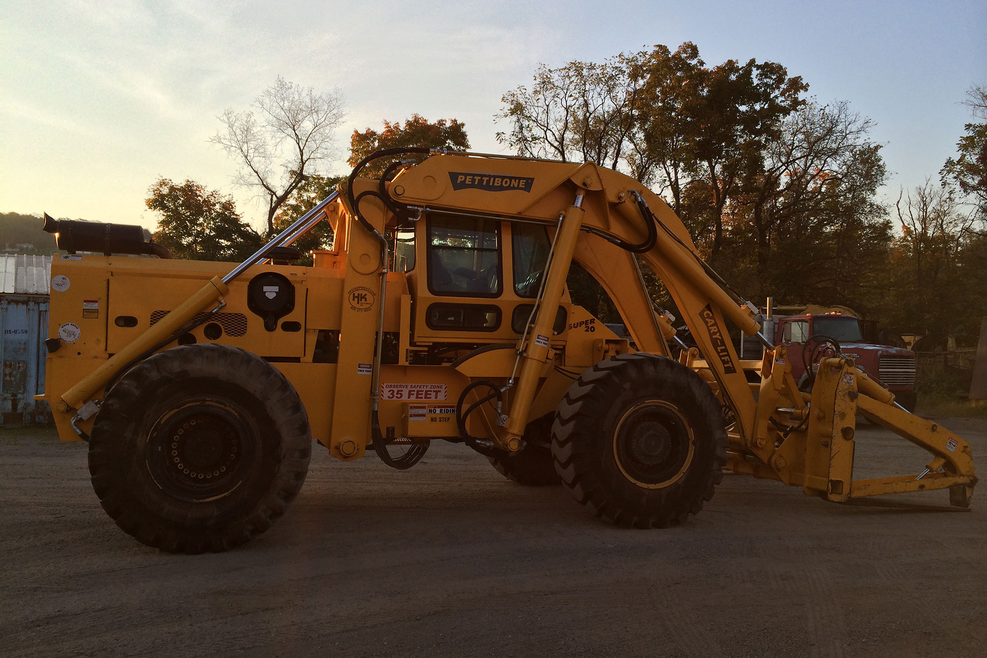 Building and Heavy Construction Equipment for Sale | Advanced Builders